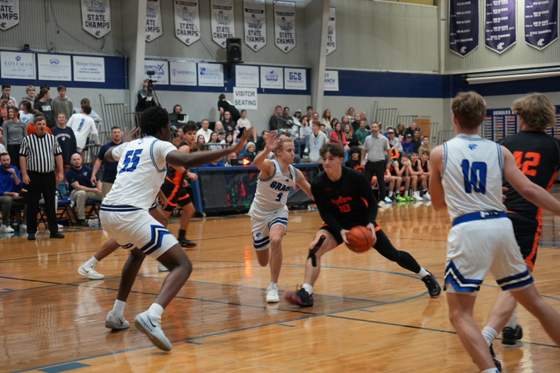 Varsity Men’s Basketball Remains Undefeated in District Play After ...